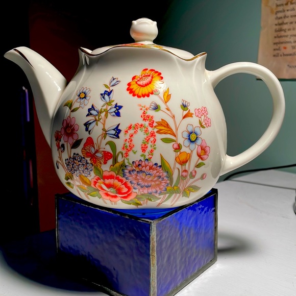 Kitchen | 1989 Robinson Design Group Porcelain Tea Pot | Poshmark